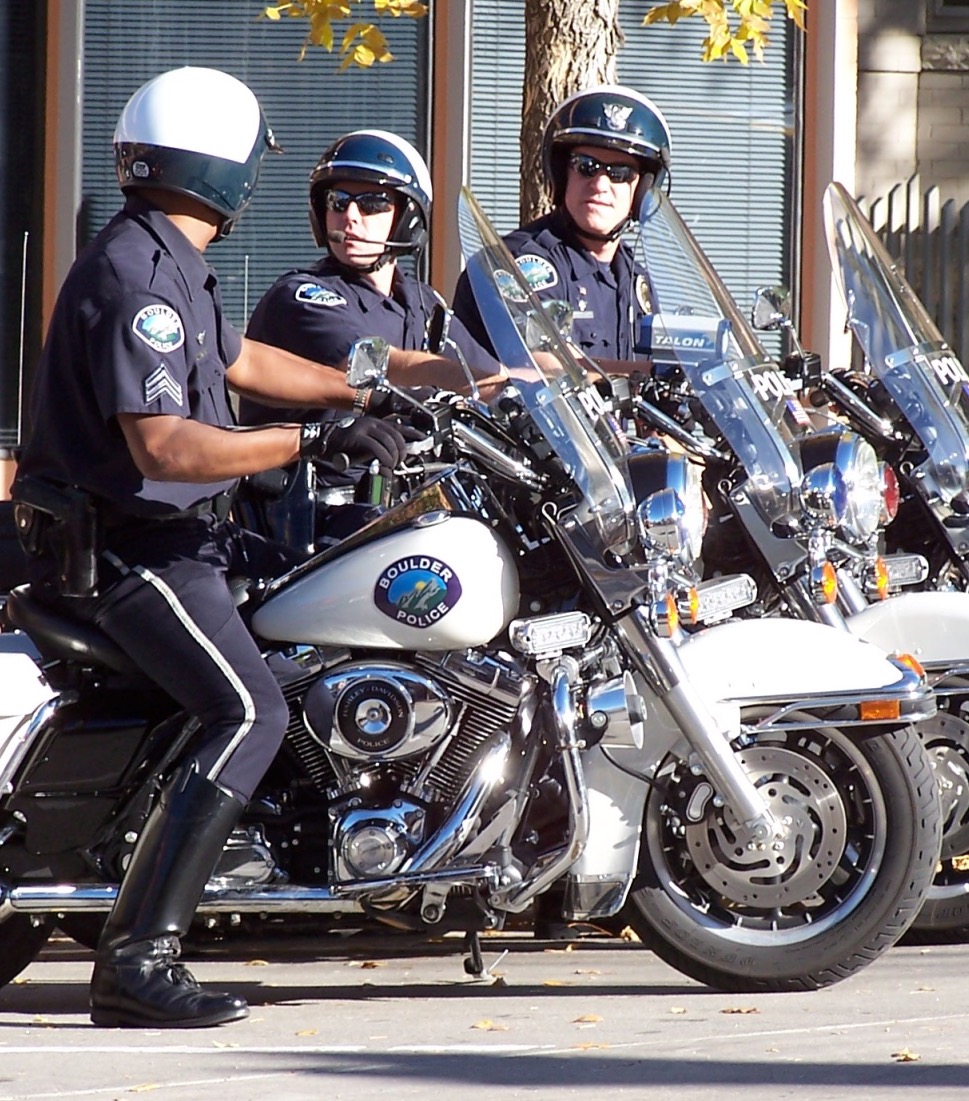 What Police Don’t Tell You About Their Tactics and Your Rights During a ...